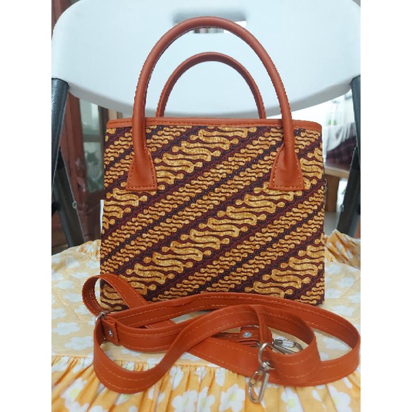 Jual Tas Wanita Motif Batik - New (Ex Display Toko) | Shopee Indonesia