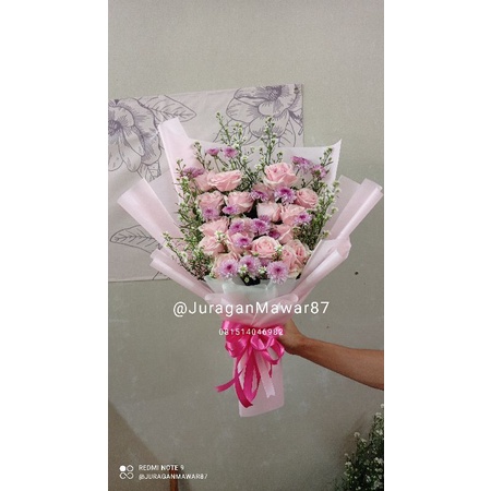 Jual Buket Handbuket bunga mawar dan Krisan jimla nuansa pink | Shopee ...