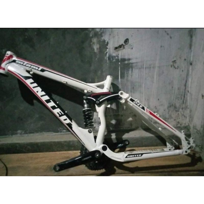 Jual frame united miami | Shopee Indonesia