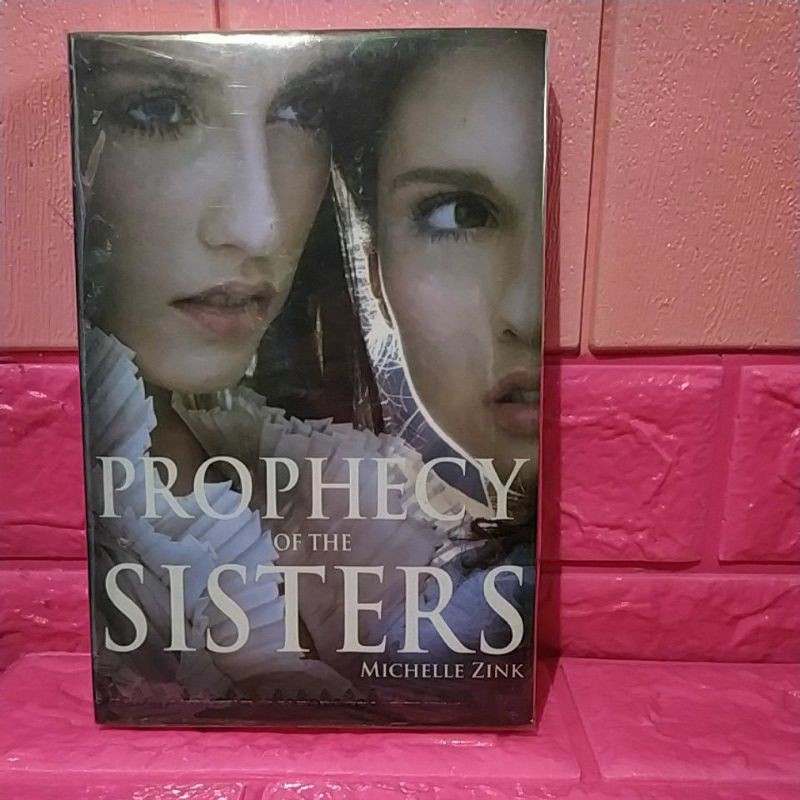 Jual Prophecy of the Sisters by Michelle Zink | Shopee Indonesia