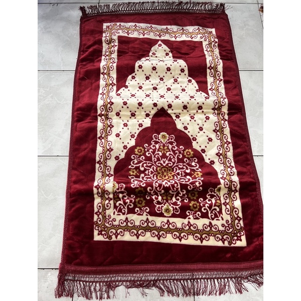 Jual Sajadah/Sejadah Sholat Malaysia Tebal dan Empuk Anti Slip 70x110 ...