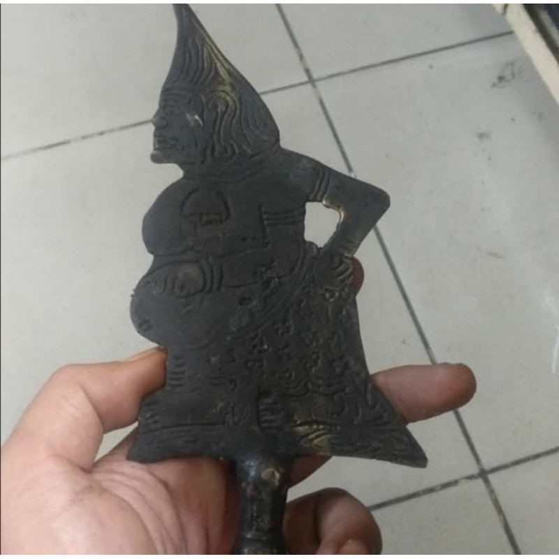 Jual keris Semar wayang kuningan ireng besar | Shopee Indonesia