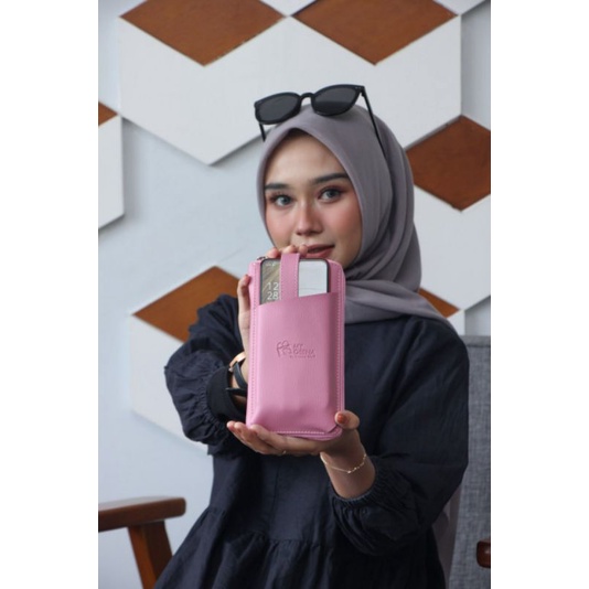 Jual MY QEENA ORIGINAL - EVELYN WALET my qeena by kirana stuff | Shopee ...