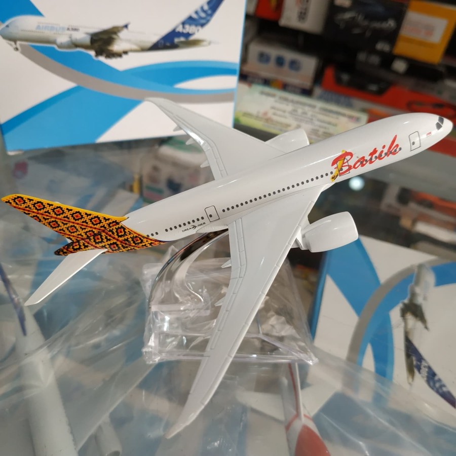 Jual Diecast Model Pesawat Batik Air | Shopee Indonesia