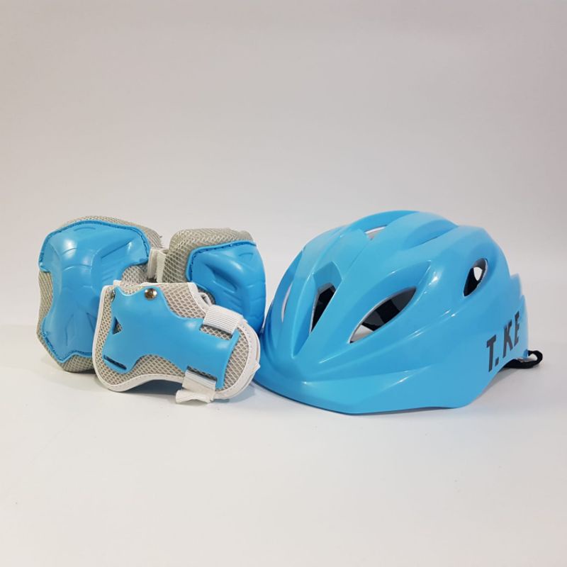 Jual Knee Protector/Deker Pelindung + Helm Inline Skate | Shopee Indonesia