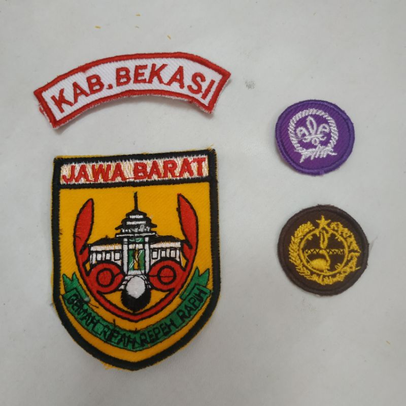 Jual Bet pramuka lengkap perempuan Badge kwarda Jawa Barat bed pramuka ...
