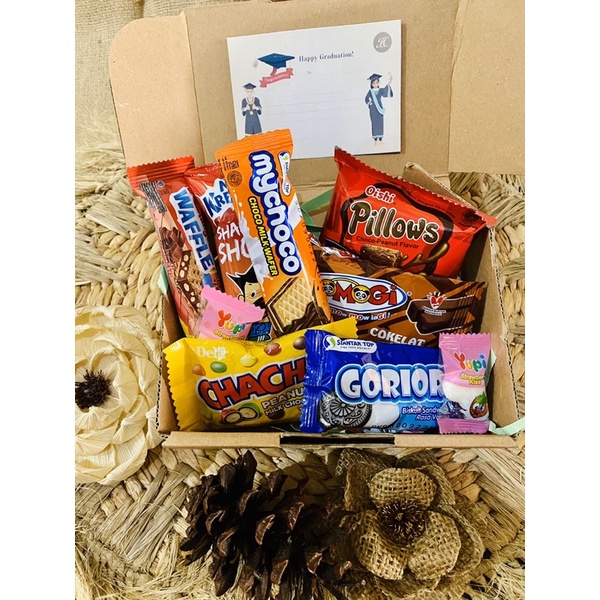 Jual snack box hampers ultah wisuda anniversary engagement hadiah ...