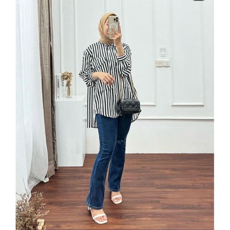 Jual Kemeja jumbo Garis/Kemeja Wanita - Kemeja stripe - kemeja bigsize - oversize - kemeja salur ...