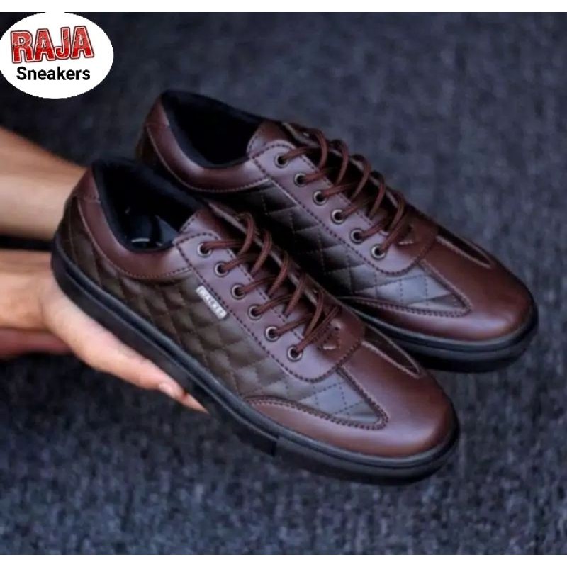 Jual WLKRS x PEDRO Sepatu Casual Pria Sneakers Kasual Polos Ori Pria Cowok Kulit ORIGINAL ASLI ...