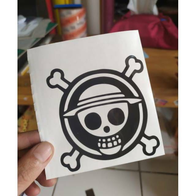 Jual Stiker cutting sticker anime lambang onepiece mobil motor dinding ...