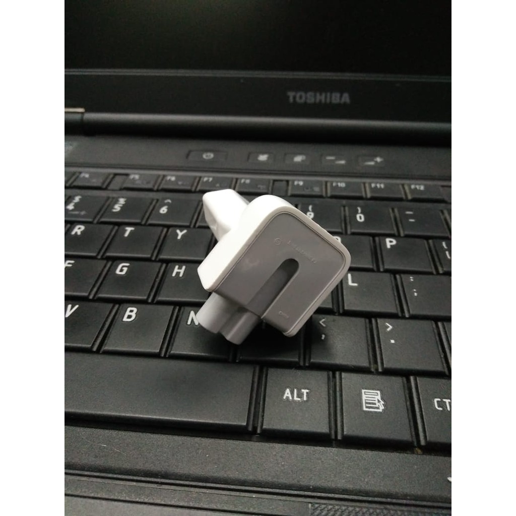 Jual Colokan Indonesia Buat Semua Adaptor Mac/iPhone/IPad EU Plug/AC ...
