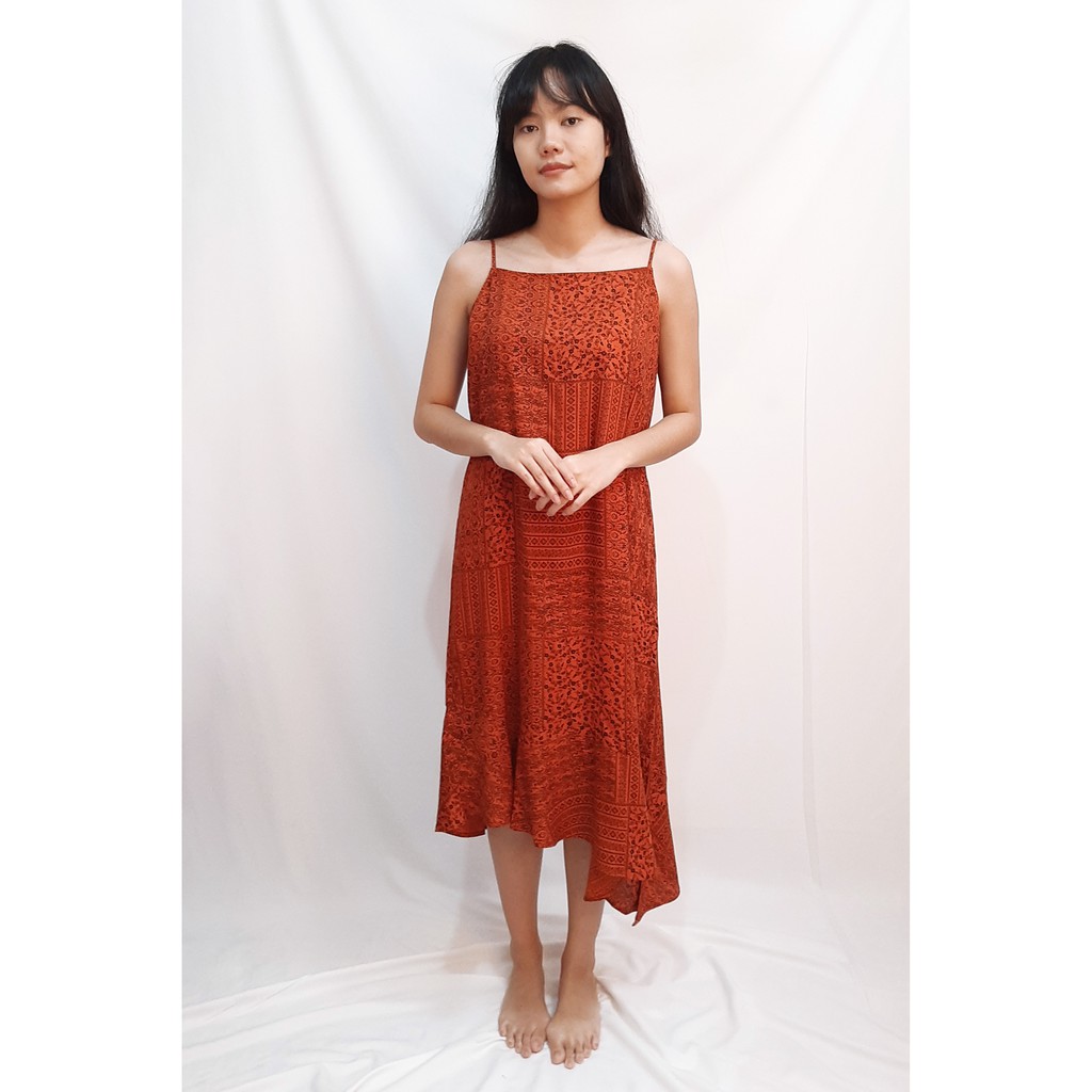 Jual Loura Dress in Motives | Shopee Indonesia