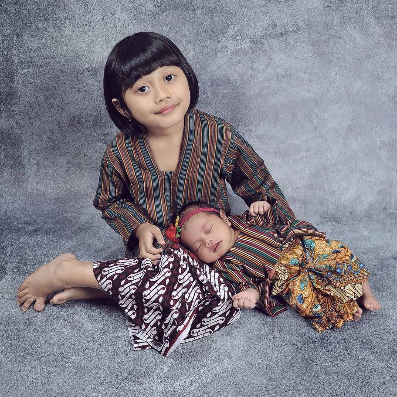 Jual Kebaya Lurik Anak Perempuan Balita TK SD | Shopee Indonesia