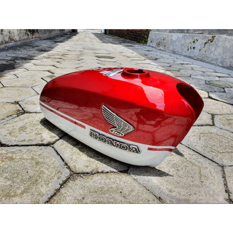 Jual TANGKI CB CAT MERAH PUTIH CLASSIC BAHAN GALVANIS PRES | Shopee ...