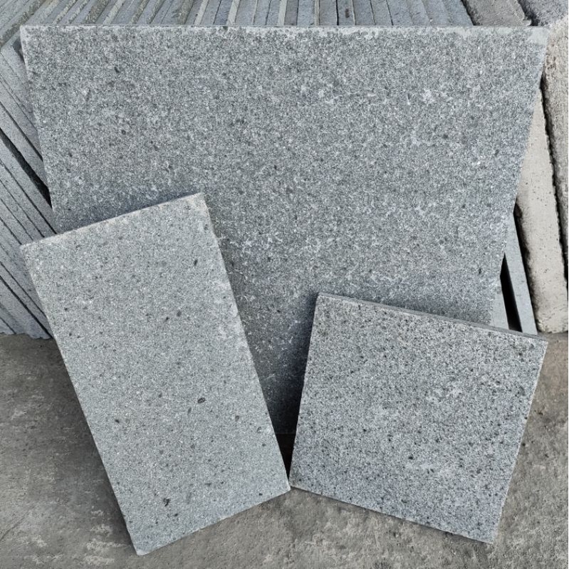 Jual Batu alam andesit bintik bakar area Soloraya harga per meter ...