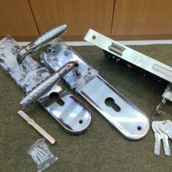 Jual handle pintu set plat bulat bintik | Shopee Indonesia