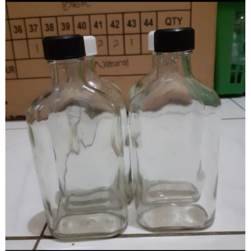 Jual Botol gepeng Mensen 250 ml sdh termasuk tutup | Shopee Indonesia