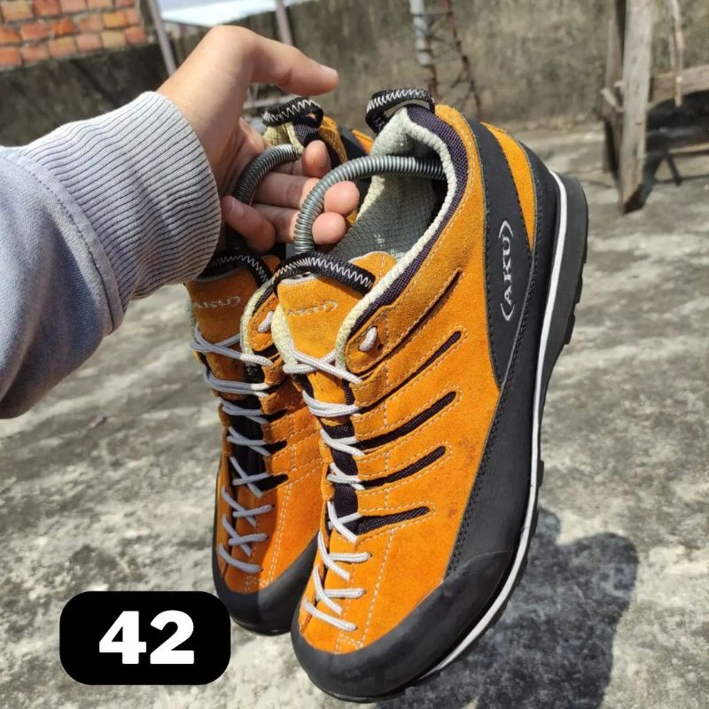 Jual sepatu gunung AKU rock gtx 42 | Shopee Indonesia