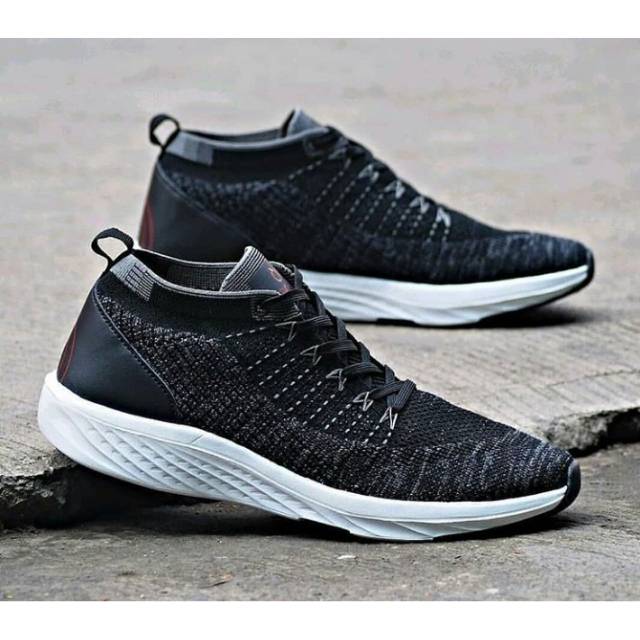 Jual Sepatu Sneaker Ortus Proteus | Shopee Indonesia