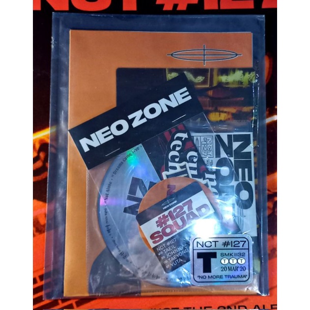 Jual merch album NCT127 NEOZONE T VER | Shopee Indonesia