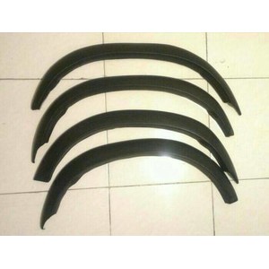 Jual Over fender / SPACKBOARD / List Fender Atas Ban Karet Avanza Xenia ...