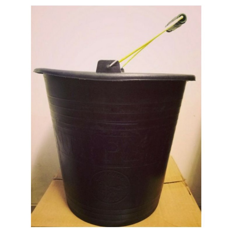 Jual Ember Bak Karet Hitam Anti Pecah 26 Liter | Shopee Indonesia