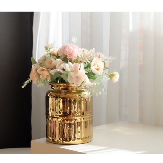 Jual Full Set Vas Bunga Budapest & Rangkaian Bunga Pastel / Pastel ...