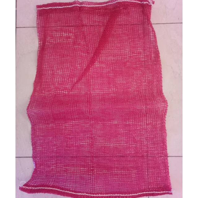 Jual Karung Waring/jaring sayur merah ukuran 50x75 | Shopee Indonesia