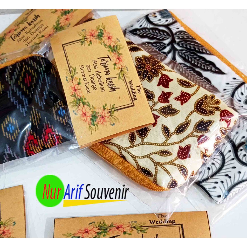 Jual Souvenir Pernikahan Dompet Sleting Batik Pakai KUT Baru (isi 50 pcs) | Shopee Indonesia