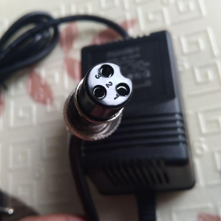 Jual Lebih Bagus ADAPTOR MIXER 18,5v dan 17V 3 PIN lubang cocok untuk mixer yang menggunakan ...