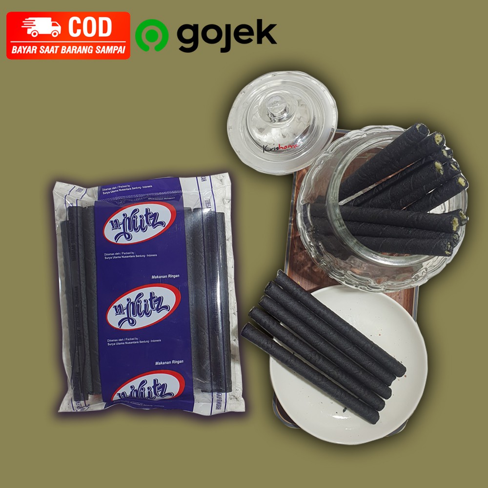 Jual SNACK MURAH / Snack Njritz / Wafer Roll Panjang Hitam - ASLI ...