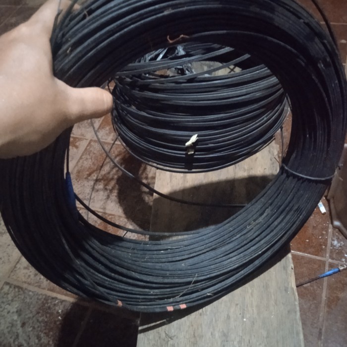 Jual rambatan anggur kabel isi kawat baja kabel bekas wifi | Shopee ...