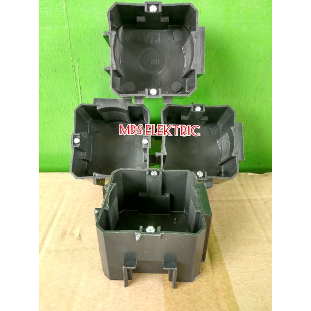 Jual Inbow Dus Kotak Hitam Camry / Tempat Saklar Tanam Inbow Dus Multi ...
