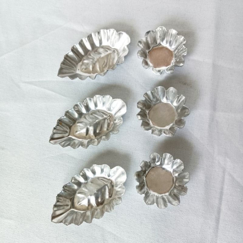 Jual Mainan Cetakan Kue Mini Bentuk Daun Dan Bunga Kitchen Set Mainan ...