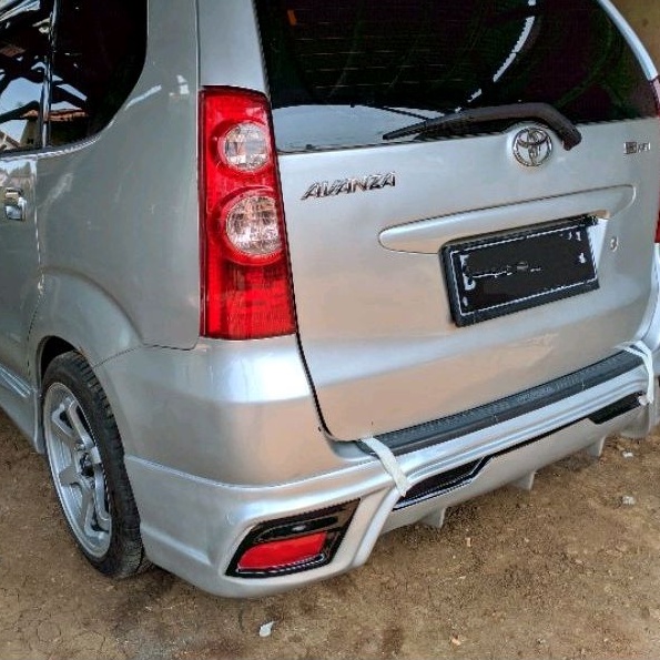 Jual bodykit belakang Avanza old model Yaris | Shopee Indonesia