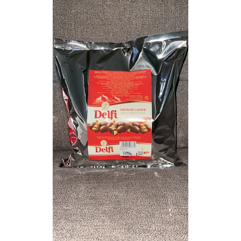 Jual Cokelat Delfi mede dan almond kemasan alufoil 1 kg | Shopee Indonesia