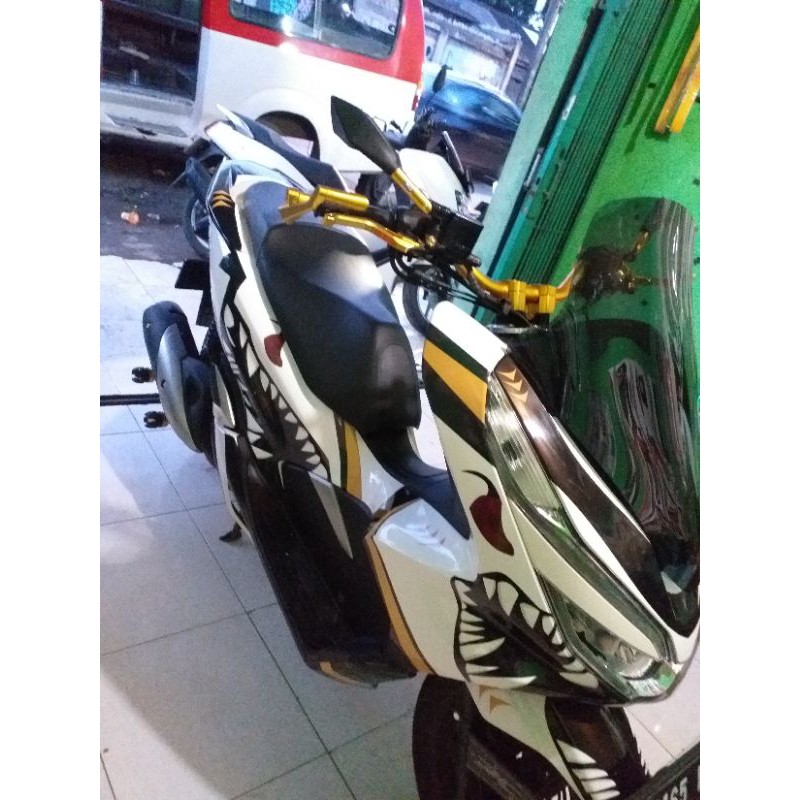 Jual Decal pcx full body hiu shark putih gold sticker motor | Shopee ...
