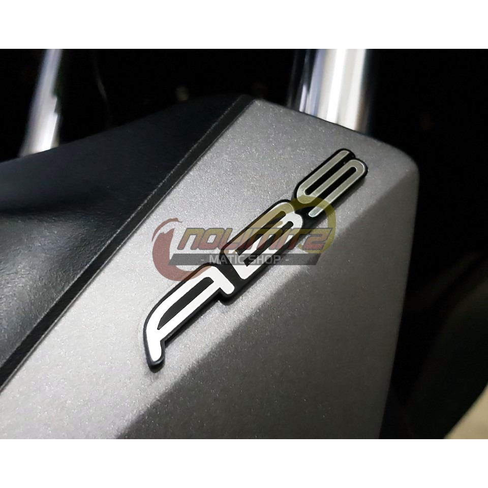 Jual Logo Emblem 3D Timbul ABS Silver NMAX XMAX Aerox 155 | Shopee ...