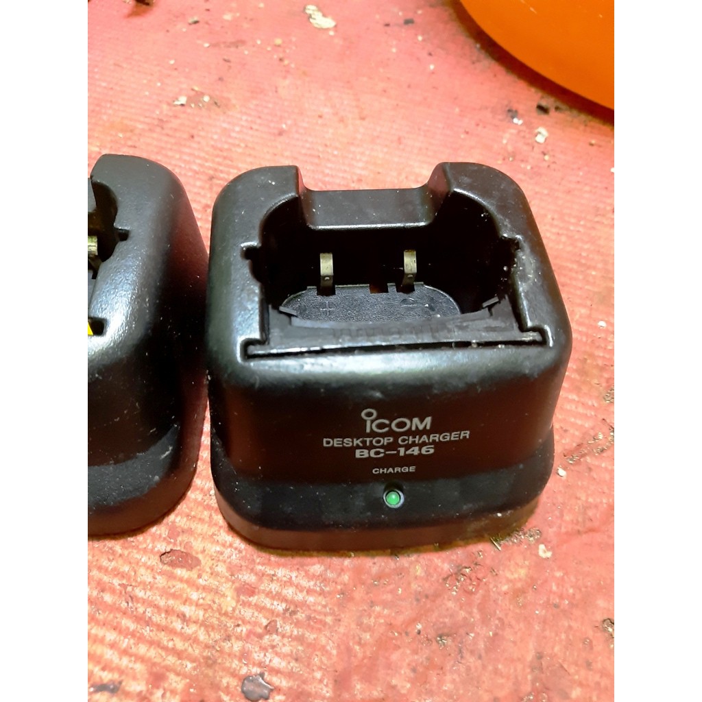 Jual Charger Ht Icom V8 Hanya Desktop saja tipe Bc144 Kondisi Second ...