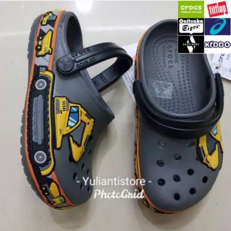 Jual SANDAL CROCS EXCAVATOR TRACTOR | Shopee Indonesia