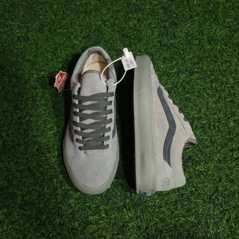 Jual VANS OLD SKOOL STYLE 36 REIGNING CHAMP GREY | Shopee Indonesia