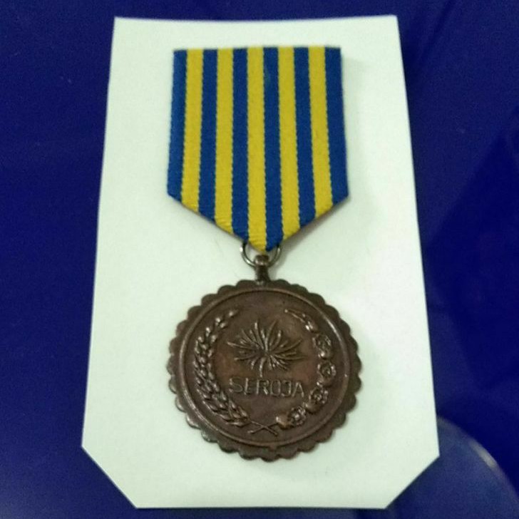 Jual Medali Seroja. Satya Lencana Pdu TNi. Satya Lencana Pdu Polri ...