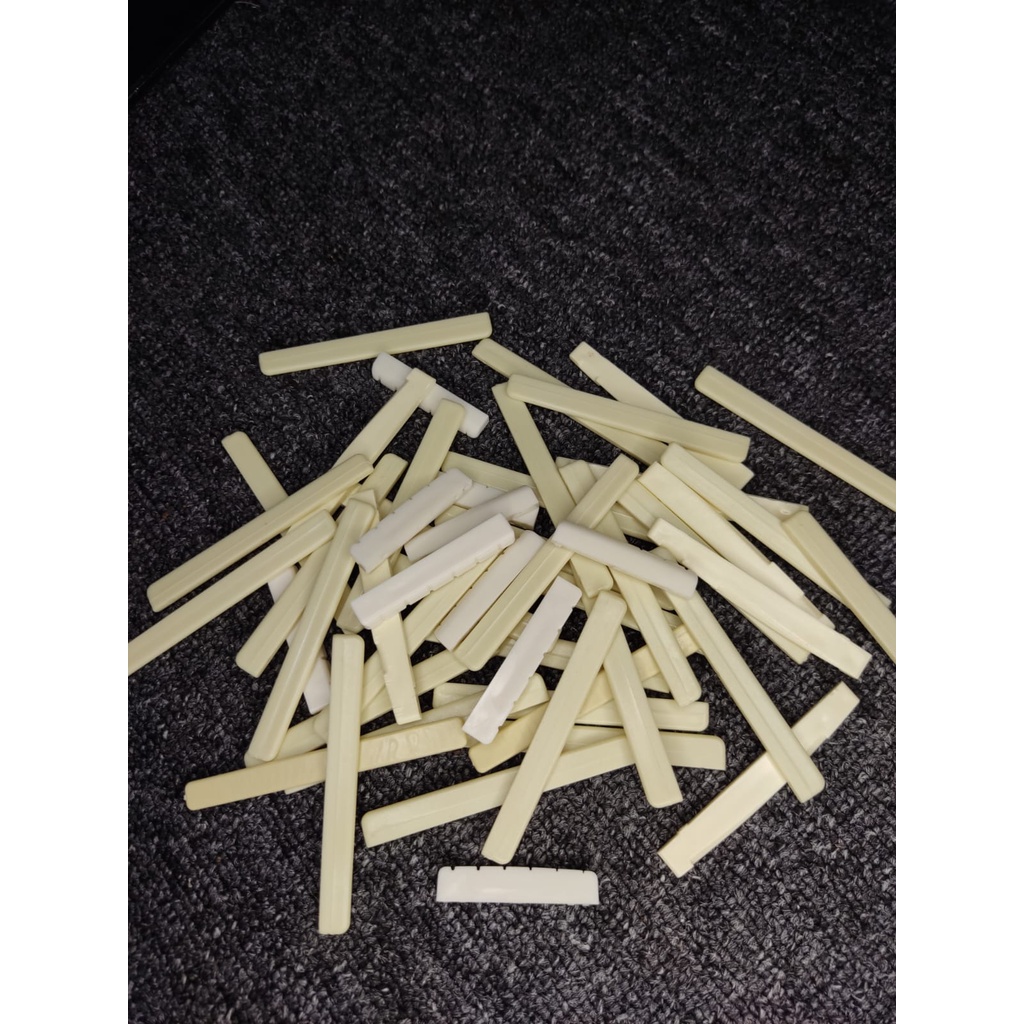Jual Saddle dan Nut Gitar Akustik bahan nubone dan Plastik | Shopee ...