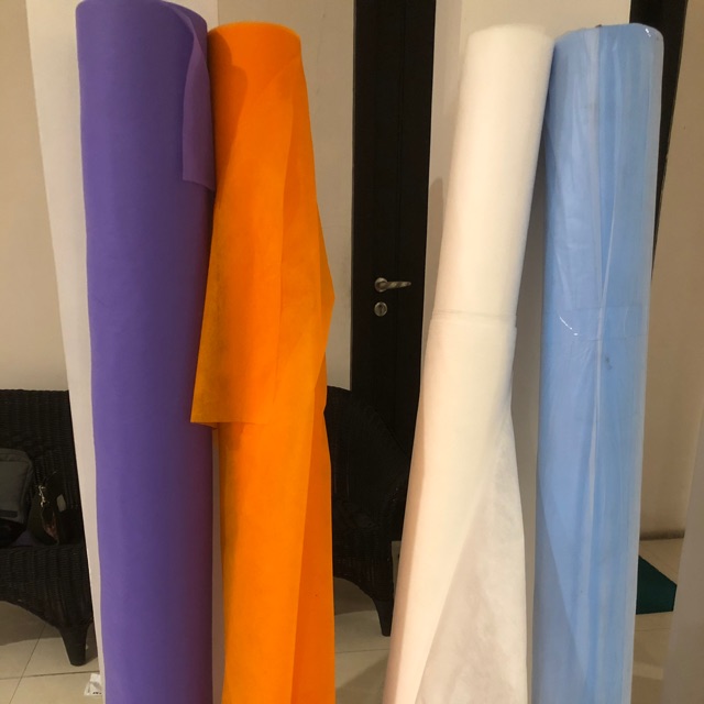 Jual Kain spunbond warna hitam, ungu, orange, putih, biru | Shopee ...