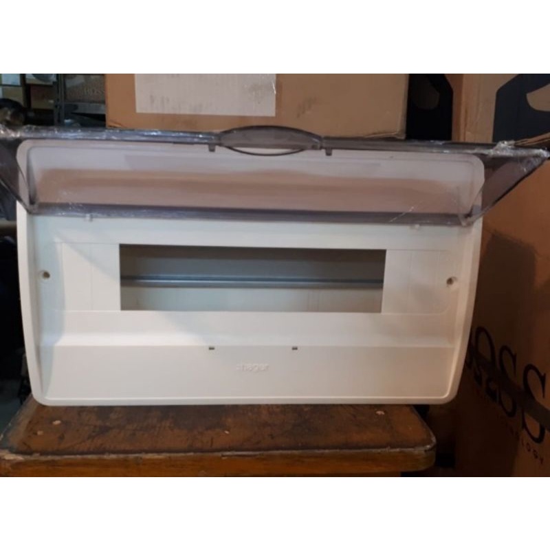 Jual Box Mcb Otbo 12 Grup Hager. VS112TVA . OB Luar Tembok | Shopee ...