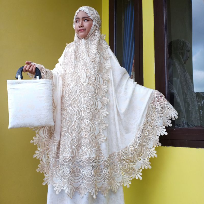 Jual Mukena Mukenah Mewah Putih Dewasa Jumbo Renda KD Full Renda Bahan ...
