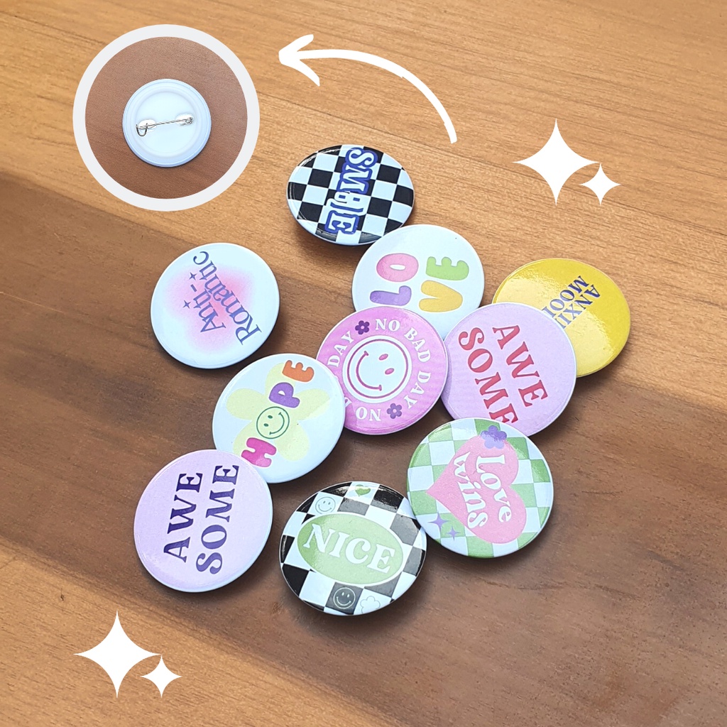 Jual Varian Pin Tas Aksesoris bros y2k diameter 3cm Mini catur Black ...