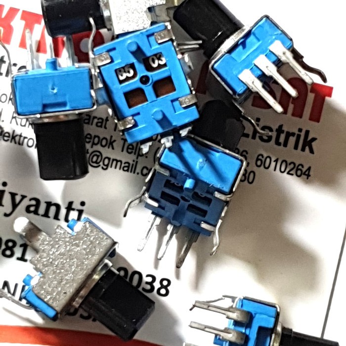 Jual New Potensio 3 pin 503 biru kecil tekuk | Shopee Indonesia