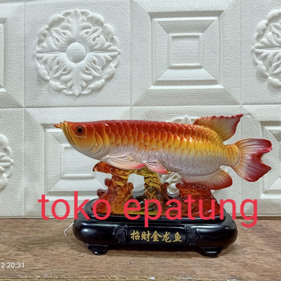 Jual patung ikan arwana / pajangan fengshui ikan arwana - 27 cm ...