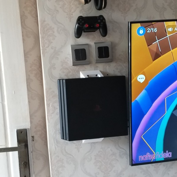 Jual Wall mount Dudukan Ps4 Pro Slim Fat Console Bracket Stand Holder ...